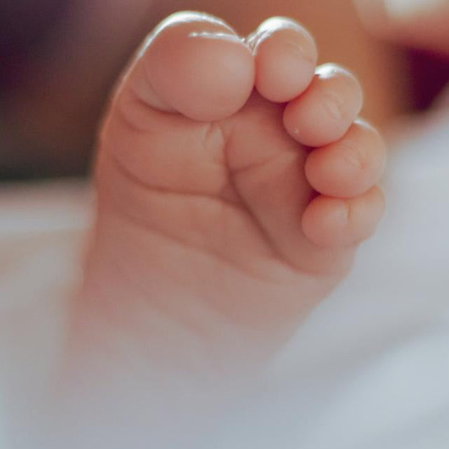 Introduction to Reflexology (MIcro-credential) (Level 3) – AromaScience Training